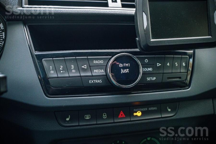 Black Skoda Fabia 2016 in Riga, with an engine capacity of 1.00 L and mileage of 0 thousand km for 5290 €, photo 14 on AUTOMOTO.COM.LV