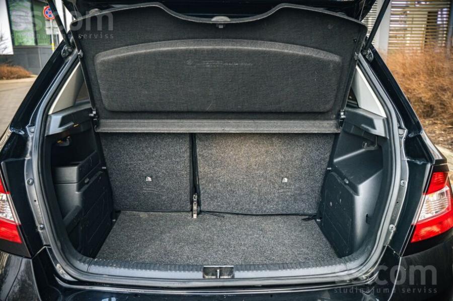 Black Skoda Fabia 2016 in Riga, with an engine capacity of 1.00 L and mileage of 0 thousand km for 5290 €, photo 18 on AUTOMOTO.COM.LV