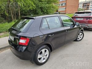 Black Skoda Fabia 2017 in Riga, with an engine capacity of 1.20 L and mileage of 79 thousand km for 7600 €, photo 2 on AUTOMOTO.COM.LV