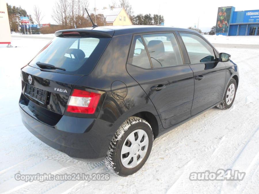 Black Skoda Fabia 2018 in Viljandi, with an engine capacity of 1.00 L and mileage of 179 thousand km for 6390 €, photo 2 on AUTOMOTO.COM.LV
