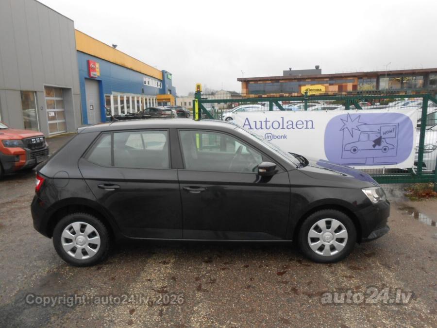 Melns Skoda Fabia 2018 Viljandi, ar dzinēja tilpumu 1.00 L un nobraukumu 179 tūkst. km par 6390 €, foto 13 vietnē AUTOMOTO.COM.LV