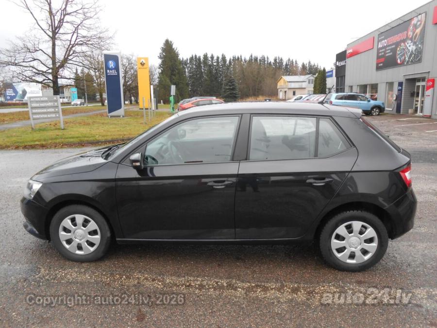 Black Skoda Fabia 2018 in Viljandi, with an engine capacity of 1.00 L and mileage of 179 thousand km for 5990 €, photo 14 on AUTOMOTO.COM.LV