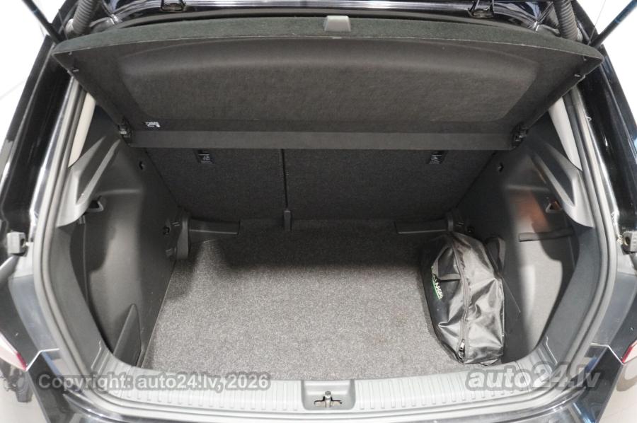 Black Skoda Fabia 2023 in Tallinn, with an engine capacity of 1.00 L and mileage of 26 thousand km for 14900 €, photo 8 on AUTOMOTO.COM.LV