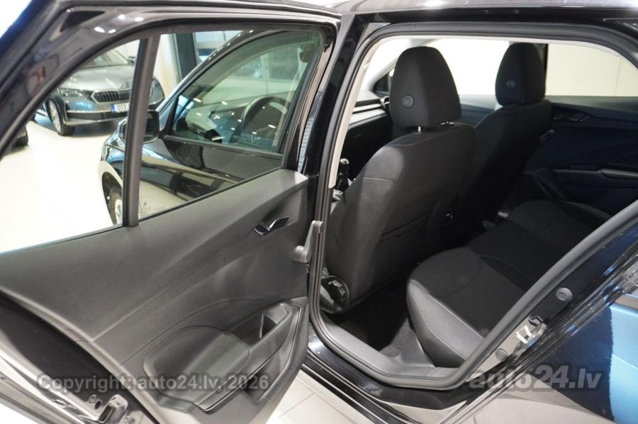 Black Skoda Fabia 2023 in Tallinn, with an engine capacity of 1.00 L and mileage of 26 thousand km for 14900 €, photo 10 on AUTOMOTO.COM.LV