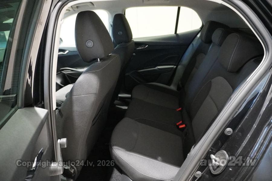 Black Skoda Fabia 2023 in Tallinn, with an engine capacity of 1.00 L and mileage of 26 thousand km for 14900 €, photo 11 on AUTOMOTO.COM.LV