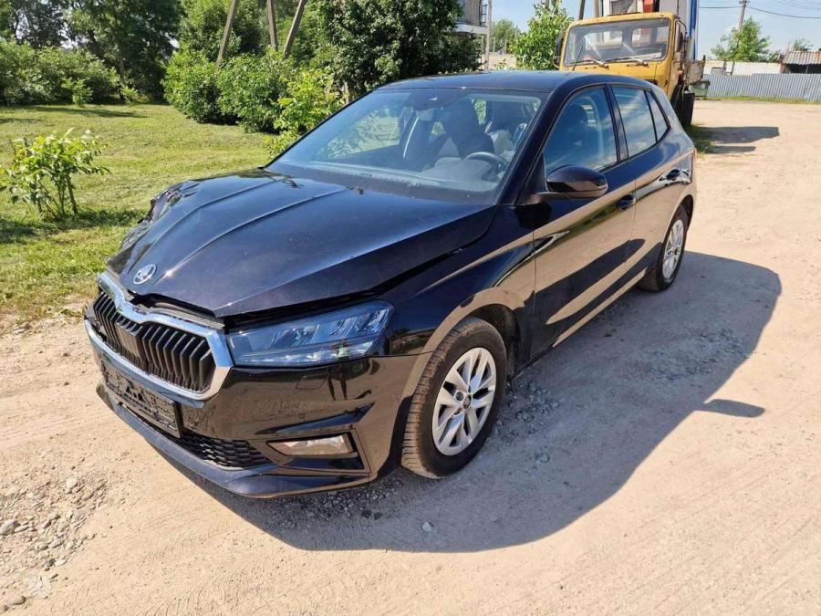 Melns Skoda Fabia 2025 Kauņa, ar dzinēja tilpumu 1.00 L un nobraukumu 13 tūkst. km par 12100 €, foto 3 vietnē AUTOMOTO.COM.LV