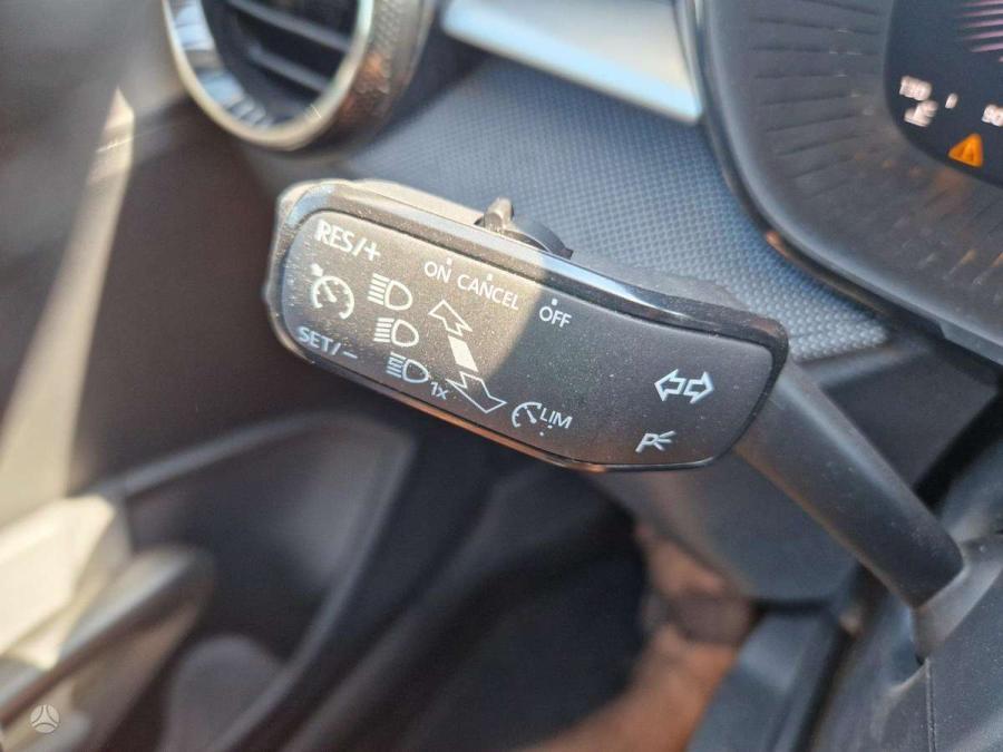 Melns Skoda Fabia 2025 Kauņa, ar dzinēja tilpumu 1.00 L un nobraukumu 13 tūkst. km par 12100 €, foto 25 vietnē AUTOMOTO.COM.LV