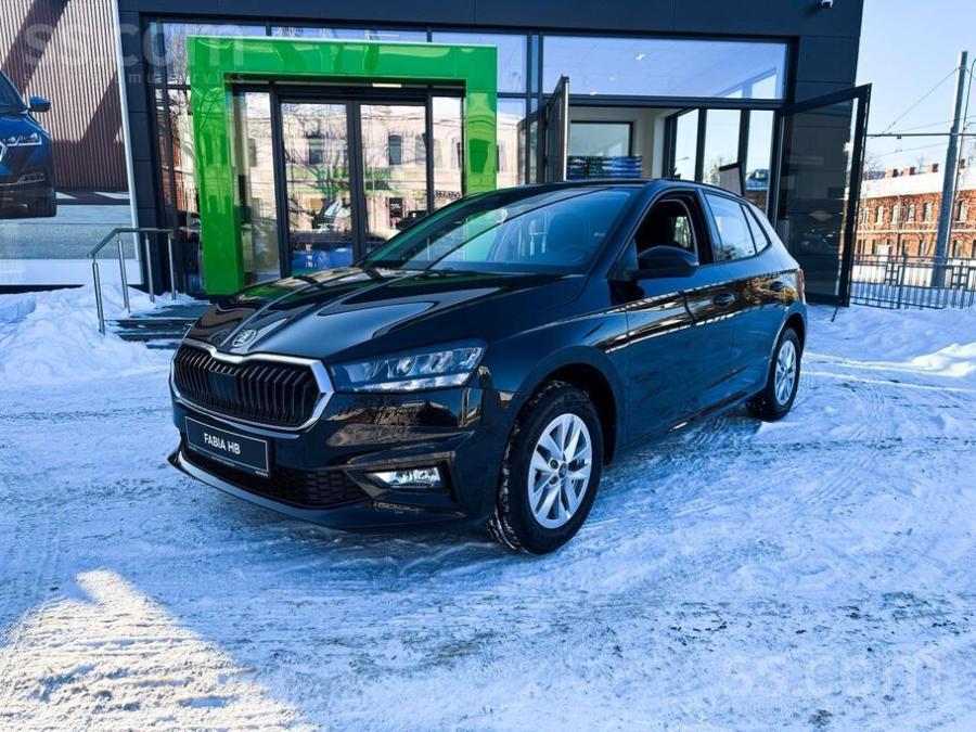 Melns Skoda Fabia 2026 Daugavpils, ar dzinēja tilpumu 1.00 L un nobraukumu 10 tūkst. km par 19100 €, foto 1 vietnē AUTOMOTO.COM.LV