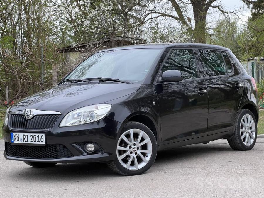 Melns Skoda Fabia 2015 Jelgava, ar dzinēja tilpumu 1.20 L un nobraukumu 234 tūkst. km par 4800 €, foto 1 vietnē AUTOMOTO.COM.LV