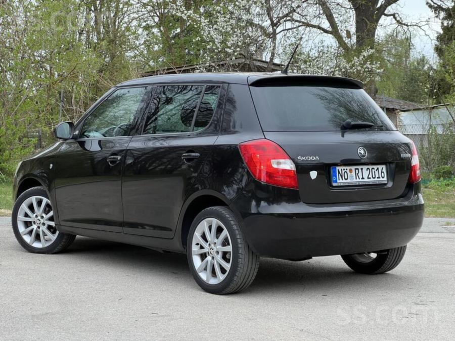Melns Skoda Fabia 2015 Jelgava, ar dzinēja tilpumu 1.20 L un nobraukumu 234 tūkst. km par 4800 €, foto 6 vietnē AUTOMOTO.COM.LV