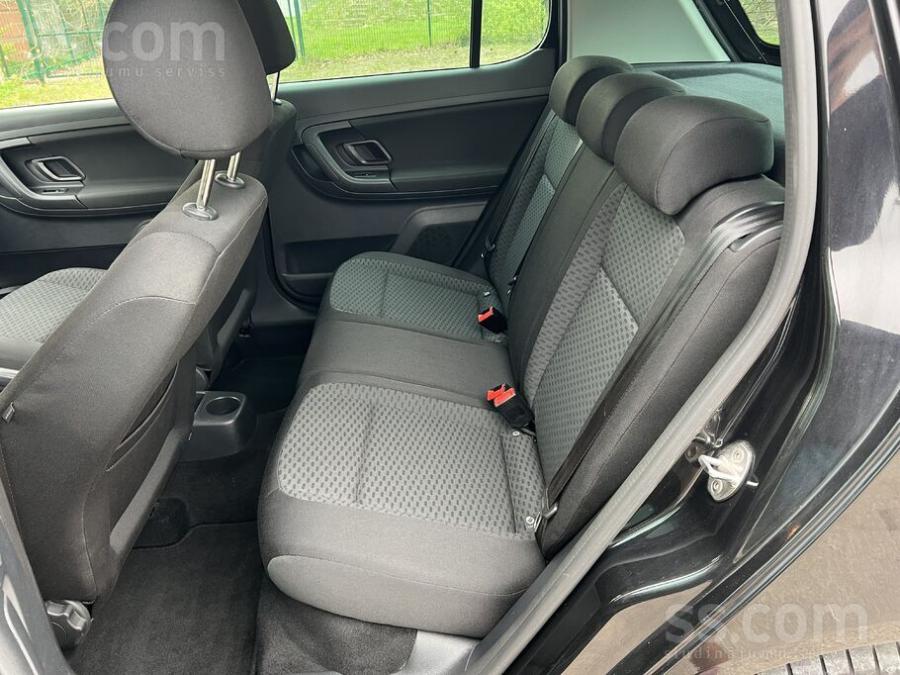 Melns Skoda Fabia 2015 Jelgava, ar dzinēja tilpumu 1.20 L un nobraukumu 234 tūkst. km par 4800 €, foto 11 vietnē AUTOMOTO.COM.LV