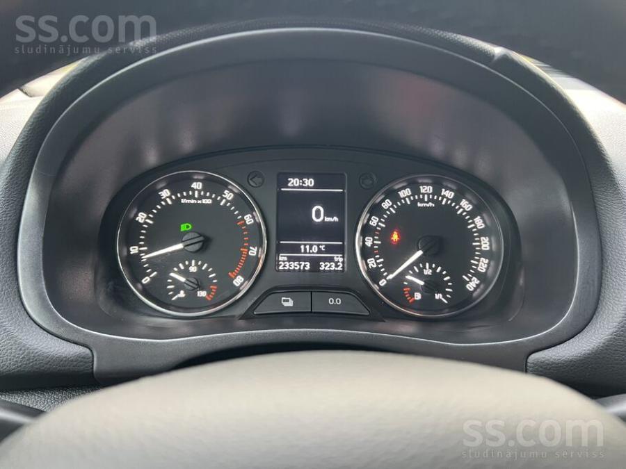 Melns Skoda Fabia 2015 Jelgava, ar dzinēja tilpumu 1.20 L un nobraukumu 234 tūkst. km par 4800 €, foto 20 vietnē AUTOMOTO.COM.LV