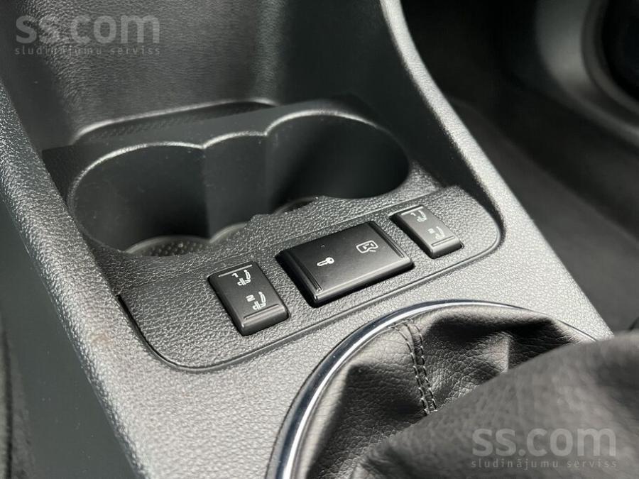 Melns Skoda Fabia 2015 Jelgava, ar dzinēja tilpumu 1.20 L un nobraukumu 234 tūkst. km par 4800 €, foto 23 vietnē AUTOMOTO.COM.LV