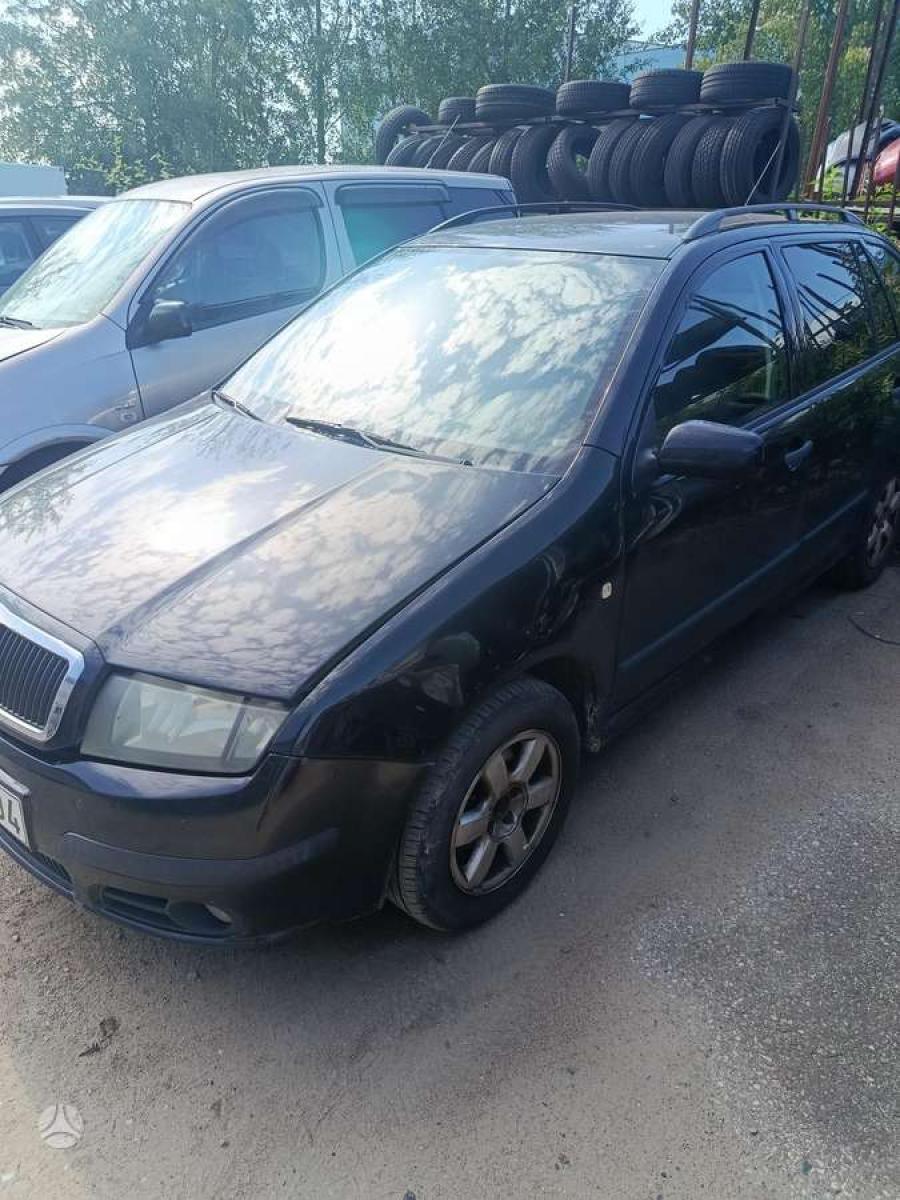 Black Skoda Fabia 2004 in Kaunas, with an engine capacity of 1.90 L and mileage of 250 thousand km for 300 €, photo 3 on AUTOMOTO.COM.LV