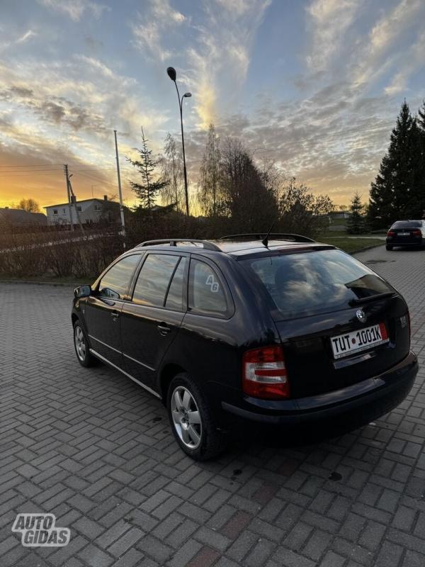 Melns Skoda Fabia 2006 Marijampole, ar dzinēja tilpumu 2.00 L un nobraukumu 237 tūkst. km par 1200 €, foto 4 vietnē AUTOMOTO.COM.LV