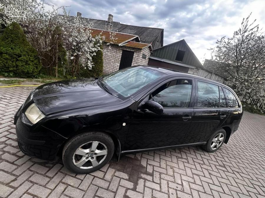 Black Skoda Fabia 2006 in Vilnius, with an engine capacity of 1.20 L and mileage of 109 thousand km for 1850 €, photo 1 on AUTOMOTO.COM.LV