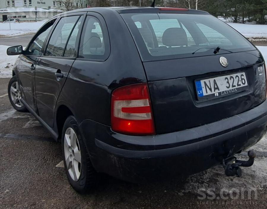 Black Skoda Fabia 2006 in Daugavpils, with an engine capacity of 1.40 L and mileage of 391 thousand km for 950 €, photo 10 on AUTOMOTO.COM.LV