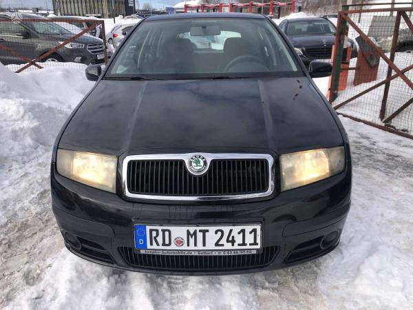 Black Skoda Fabia 2007 in Klaipeda, with an engine capacity of 1.39 L and mileage of 270 thousand km for 1350 €, photo 2 on AUTOMOTO.COM.LV