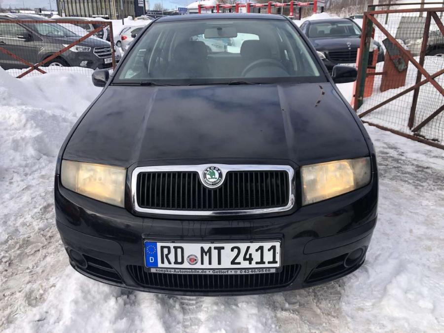 Melns Skoda Fabia 2007 Klaipėda, ar dzinēja tilpumu 1.39 L un nobraukumu 270 tūkst. km par 1350 €, foto 3 vietnē AUTOMOTO.COM.LV