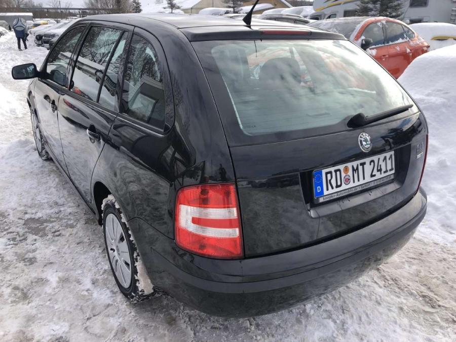 Melns Skoda Fabia 2007 Klaipėda, ar dzinēja tilpumu 1.39 L un nobraukumu 270 tūkst. km par 1350 €, foto 6 vietnē AUTOMOTO.COM.LV