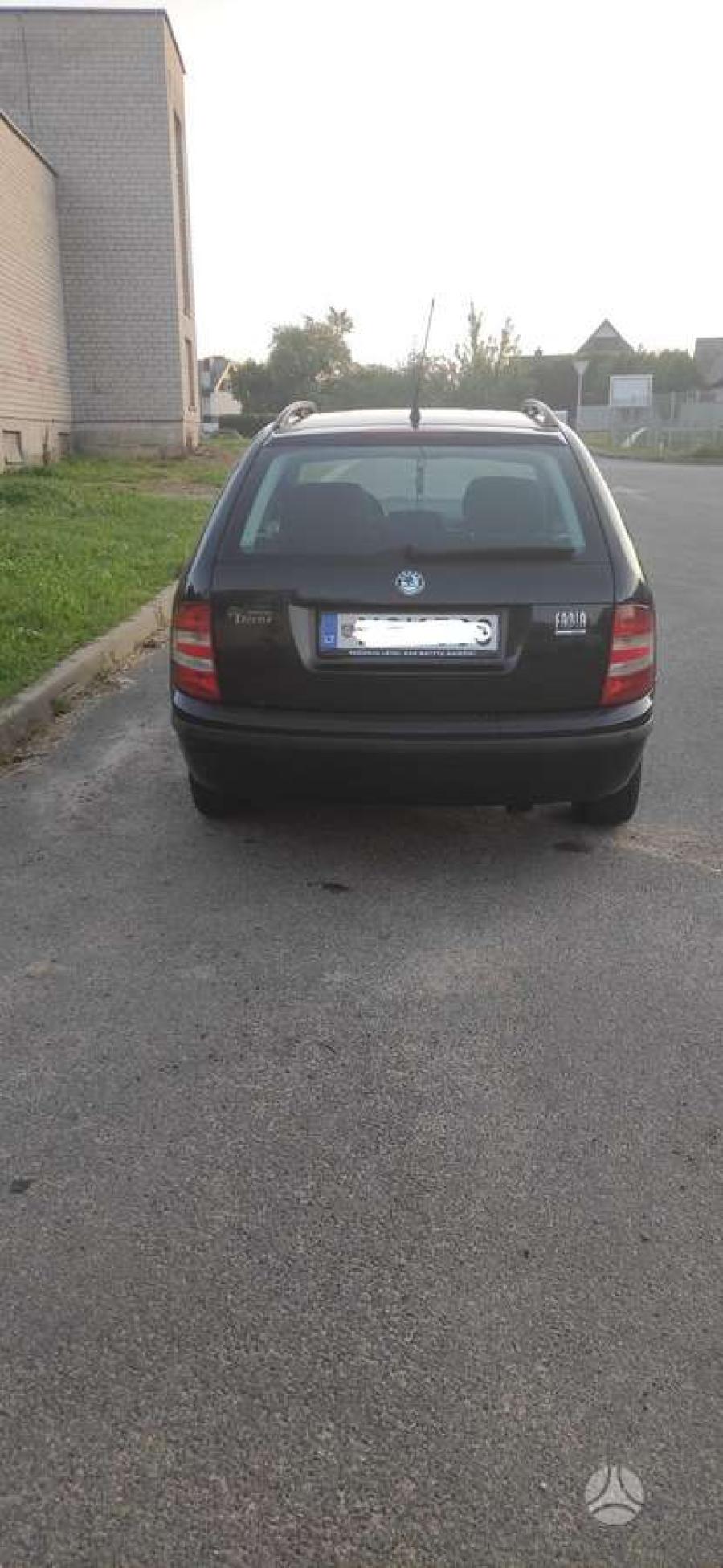 Melns Skoda Fabia 2007 Viļņa, ar dzinēja tilpumu 1.42 L un nobraukumu 282 tūkst. km par 990 €, foto 5 vietnē AUTOMOTO.COM.LV