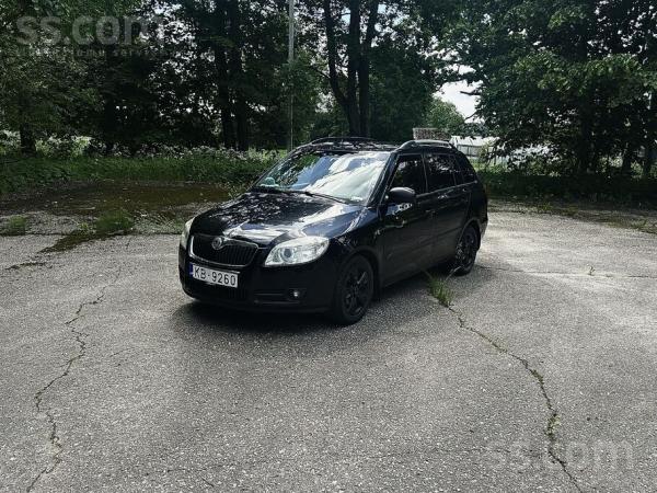 Black Skoda Fabia 2008 in Valka, with an engine capacity of 1.40 L and mileage of 440 thousand km for 2000 €, photo 1 on AUTOMOTO.COM.LV