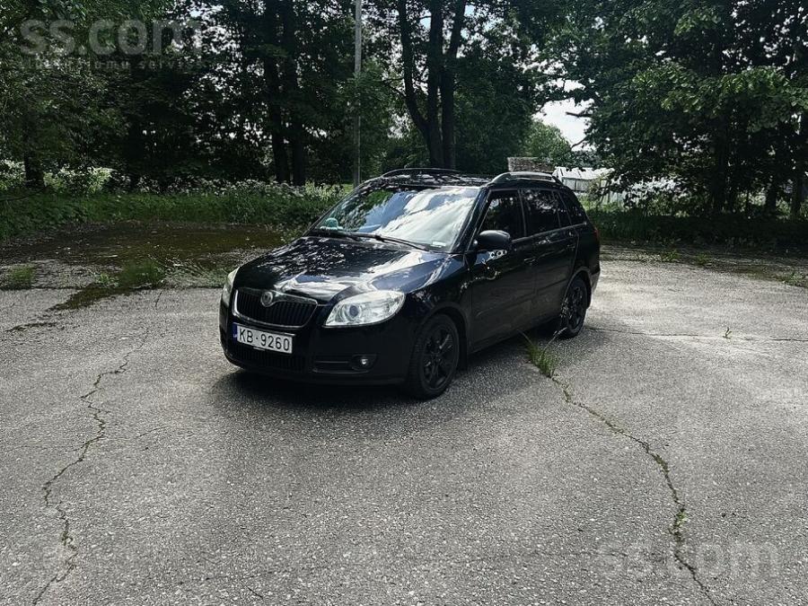 Melns Skoda Fabia 2008 Valka, ar dzinēja tilpumu 1.40 L un nobraukumu 440 tūkst. km par 2000 €, foto 1 vietnē AUTOMOTO.COM.LV