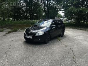 Melns Skoda Fabia 2008 Valka, ar dzinēja tilpumu 1.40 L un nobraukumu 440 tūkst. km par 1500 €, foto  vietnē AUTOMOTO.COM.LV