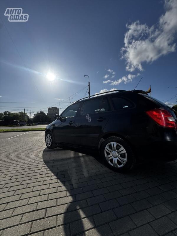 Black Skoda Fabia 2008 in Kaunas, with an engine capacity of 1.90 L and mileage of 352 thousand km for 2500 €, photo 8 on AUTOMOTO.COM.LV