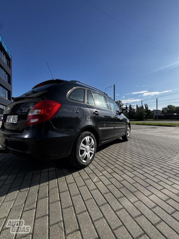 Black Skoda Fabia 2008 in Kaunas, with an engine capacity of 1.90 L and mileage of 352 thousand km for 2500 €, photo 9 on AUTOMOTO.COM.LV