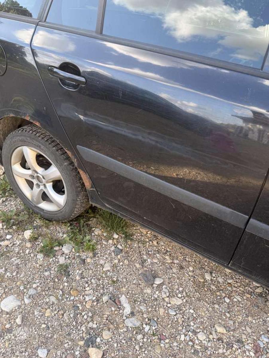 Black Skoda Fabia 2008 in Panevezys, with an engine capacity of 1.90 L and mileage of 310 thousand km for 700 €, photo 5 on AUTOMOTO.COM.LV