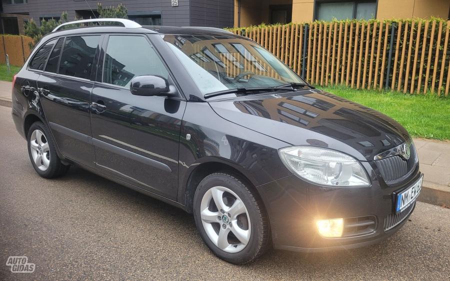 Melns Skoda Fabia 2009 Viļņa, ar dzinēja tilpumu 1.60 L un nobraukumu 196 tūkst. km par 3799 €, foto 7 vietnē AUTOMOTO.COM.LV