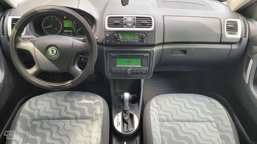 Melns Skoda Fabia 2009 Viļņa, ar dzinēja tilpumu 1.60 L un nobraukumu 196 tūkst. km par 3799 €, foto 14 vietnē AUTOMOTO.COM.LV