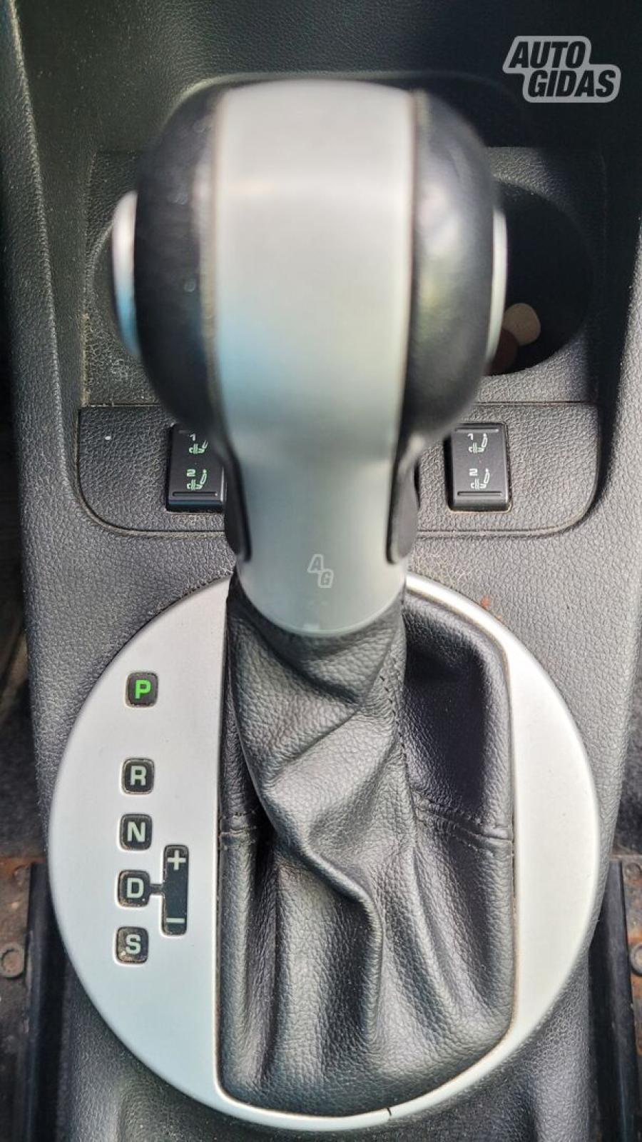 Melns Skoda Fabia 2009 Viļņa, ar dzinēja tilpumu 1.60 L un nobraukumu 196 tūkst. km par 3799 €, foto 17 vietnē AUTOMOTO.COM.LV