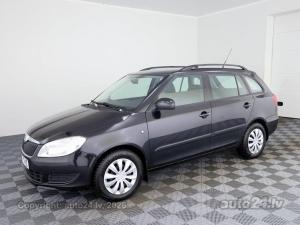 Melns Skoda Fabia 2010 Tallina, ar dzinēja tilpumu 1.20 L un nobraukumu 259 tūkst. km par 1699 €, foto 2 vietnē AUTOMOTO.COM.LV