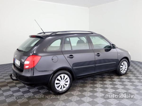 Black Skoda Fabia 2010 in Tallinn, with an engine capacity of 1.20 L and mileage of 259 thousand km for 1699 €, photo 3 on AUTOMOTO.COM.LV