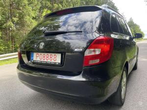 Black Skoda Fabia 2010 in Vilnius, with an engine capacity of 1.42 L and mileage of 363 thousand km for 1699 €, photo 7 on AUTOMOTO.COM.LV