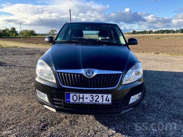 Melns Skoda Fabia 2011 Talsi, ar dzinēja tilpumu 1.40 L un nobraukumu 236 tūkst. km par 3999 €, foto 8 vietnē AUTOMOTO.COM.LV