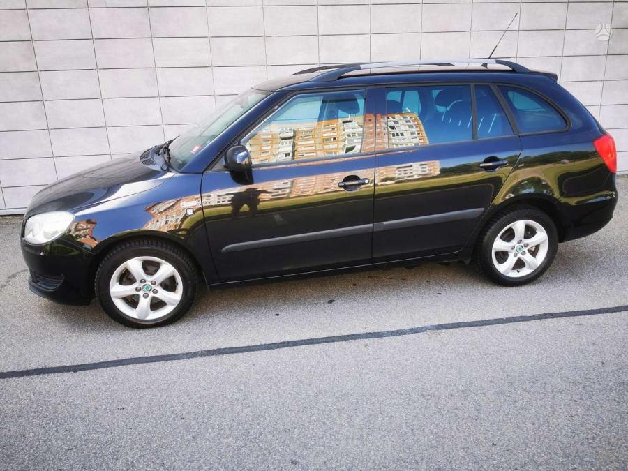 Melns Skoda Fabia 2011 Klaipėda, ar dzinēja tilpumu 1.60 L un nobraukumu 171 tūkst. km par 3350 €, foto 8 vietnē AUTOMOTO.COM.LV