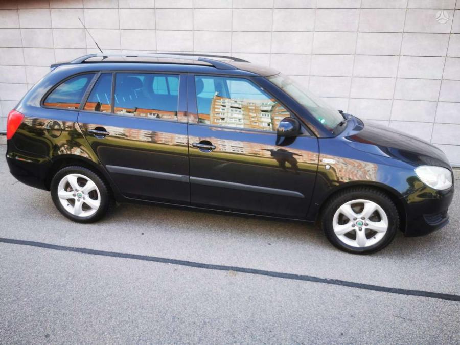 Melns Skoda Fabia 2011 Klaipėda, ar dzinēja tilpumu 1.60 L un nobraukumu 171 tūkst. km par 3350 €, foto 9 vietnē AUTOMOTO.COM.LV