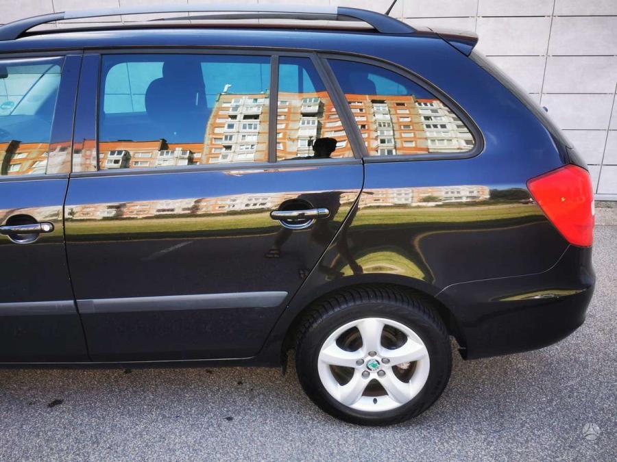 Melns Skoda Fabia 2011 Klaipėda, ar dzinēja tilpumu 1.60 L un nobraukumu 171 tūkst. km par 3350 €, foto 15 vietnē AUTOMOTO.COM.LV