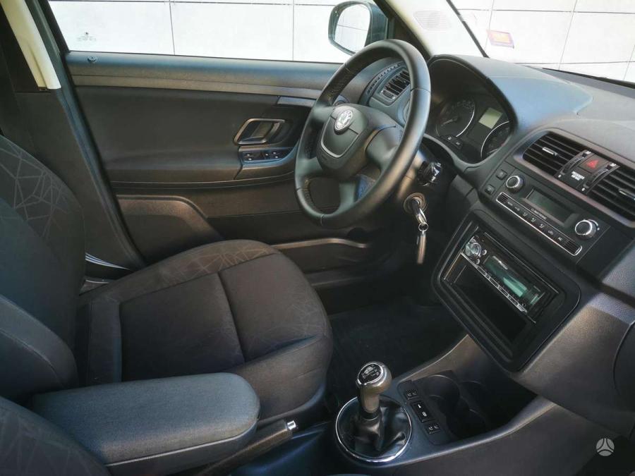 Melns Skoda Fabia 2011 Klaipėda, ar dzinēja tilpumu 1.60 L un nobraukumu 171 tūkst. km par 3350 €, foto 20 vietnē AUTOMOTO.COM.LV