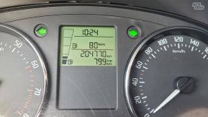 Black Skoda Fabia 2011 in Vilnius, with an engine capacity of 1.40 L and mileage of 205 thousand km for 2888 €, photo 24 on AUTOMOTO.COM.LV
