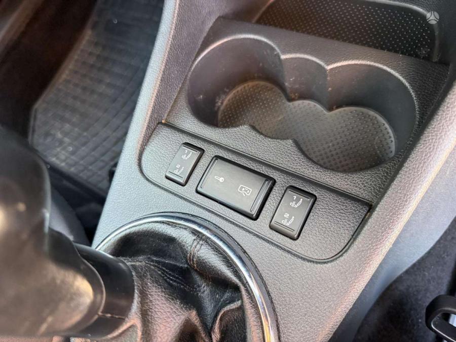 Melns Skoda Fabia 2011 Šauļi, ar dzinēja tilpumu 1.20 L un nobraukumu 254 tūkst. km par 2600 €, foto 15 vietnē AUTOMOTO.COM.LV