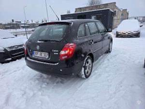Melns Skoda Fabia 2012 Šauļi, ar dzinēja tilpumu 1.20 L un nobraukumu 172 tūkst. km par 2650 €, foto 4 vietnē AUTOMOTO.COM.LV