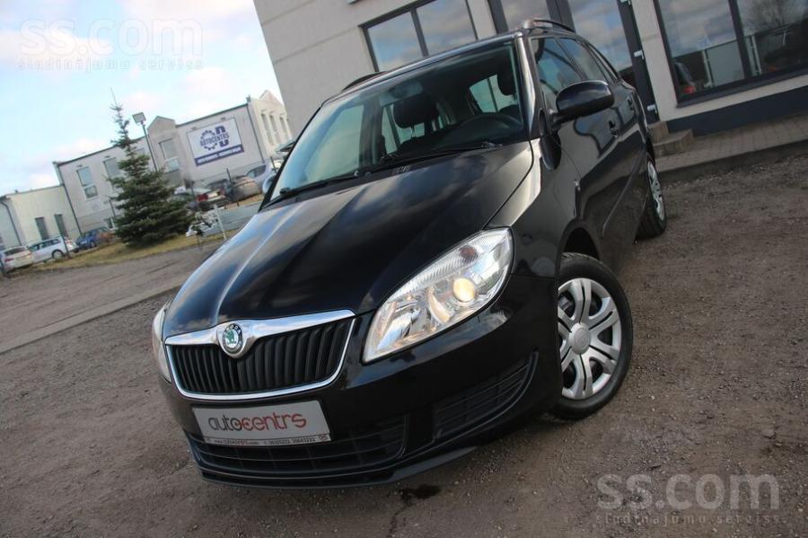 Melns Skoda Fabia 2012 Tukums, ar dzinēja tilpumu 1.60 L un nobraukumu 216 tūkst. km par 3568 €, foto 3 vietnē AUTOMOTO.COM.LV