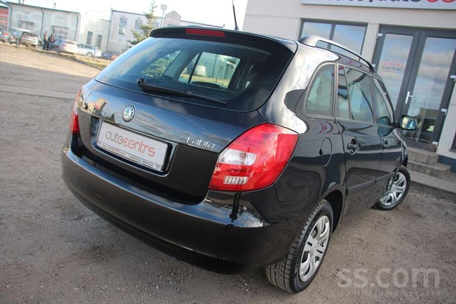 Melns Skoda Fabia 2012 Tukums, ar dzinēja tilpumu 1.60 L un nobraukumu 216 tūkst. km par 3568 €, foto 7 vietnē AUTOMOTO.COM.LV
