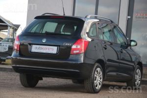 Melns Skoda Fabia 2012 Tukums, ar dzinēja tilpumu 1.60 L un nobraukumu 216 tūkst. km par 3568 €, foto 28 vietnē AUTOMOTO.COM.LV
