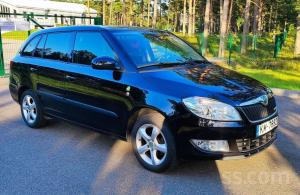 Melns Skoda Fabia 2012 Rīga, ar dzinēja tilpumu 1.20 L un nobraukumu 227 tūkst. km par 2895 €, foto 4 vietnē AUTOMOTO.COM.LV