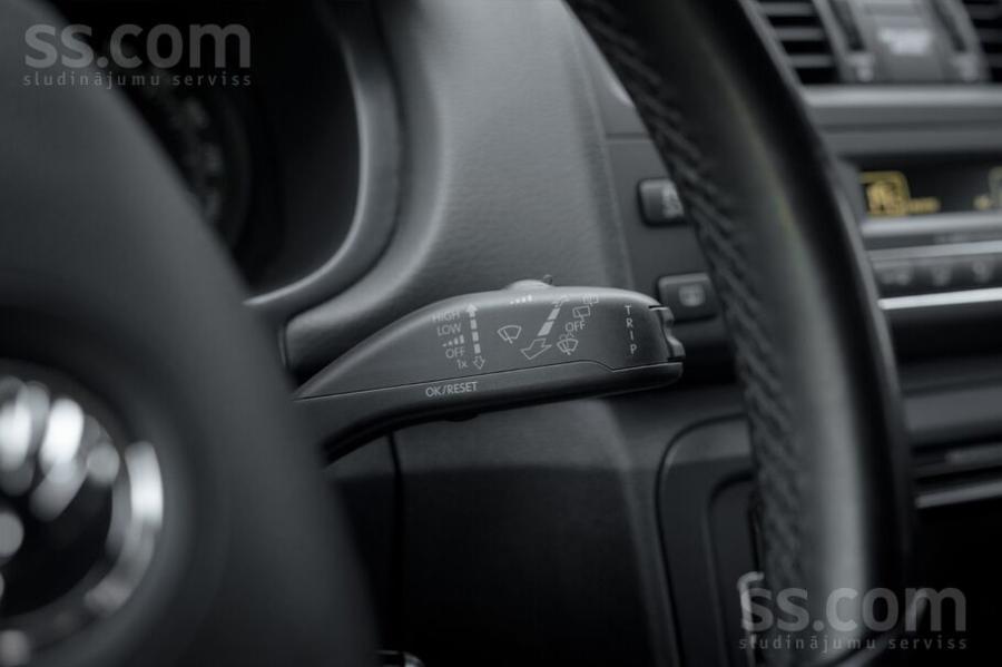 Melns Skoda Fabia 2013 Talsi, ar dzinēja tilpumu 1.40 L un nobraukumu 148 tūkst. km par 6490 €, foto 19 vietnē AUTOMOTO.COM.LV